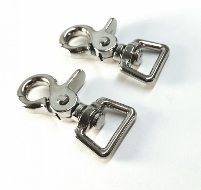 3/4" Nickel Scissor Swivel Trigger Snaps | Hill Saddlery